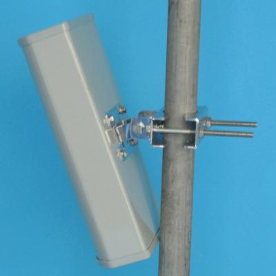 China 1700 - 2700 MHz X polarized 12dbi 4G LTE Outdoor Directional Panel Antenna for sale