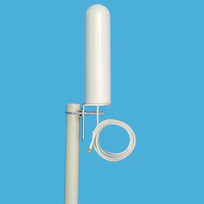 China 806-2700MHz Omnidirectional Fiberglass Antenna CDMA GSM PCS 3G WLAN antenna for sale