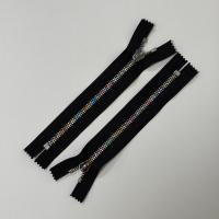 China Colorful Granular Corn Shaped #5 Aluminum Zipper Smooth Durable Metal Zipper for sale