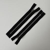 China Full Tooth Shaped Particles #3 Corn Teeth Metal Zipper Bright Nickel Smooth Operation for sale