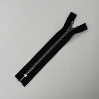 China Double Pointed Teeth Metal Zipper #5 Rust Resistant Secure Interlocking Zipper for sale