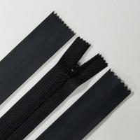 China Waterproof Windproof Zipper #5 Strong Sealing Performance Opens Closes Smoothly for sale