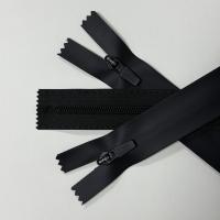 China Waterproof Windproof Zipper #5 Strong Sealing Performance Opens Closes Smoothly for sale
