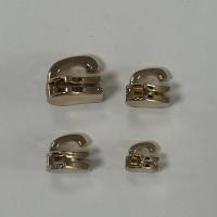 China Non Slip Easy Pulling #3 Metal Zipper Slider Light Gold Soft Comfortable Hand Feel for sale