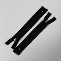 China Washable Black Nylon Closed End Zipper Size 3 Flexible Smooth Quiet for Apparel Bags for sale