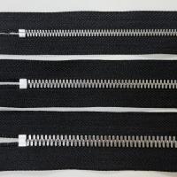 China Silent Lag Free #8 Corn Teeth Metal Zipper Bright Nickel Pulling Resistant for sale