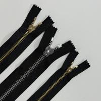 China Durable #5 Metal Zipper Light Gold Y Shape Smooth Tooth for Clothing Bags for sale