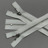 China Smooth Durable #5 Y Shape Metal Zipper Bright Nickel for Apparel Luggage for sale