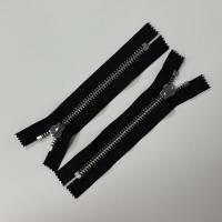 China #8 Y Shape Metal Zipper Bright Nickel High Tensile Strength Smooth Opening Closing for sale