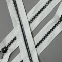 China Washable Wear Resistant #5 Y Shape Metal Zipper Smooth Operation Gun Metal 60cm for sale