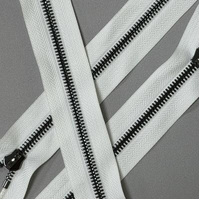 China Washable Wear Resistant #5 Y Shape Metal Zipper Smooth Operation Gun Metal 60cm for sale