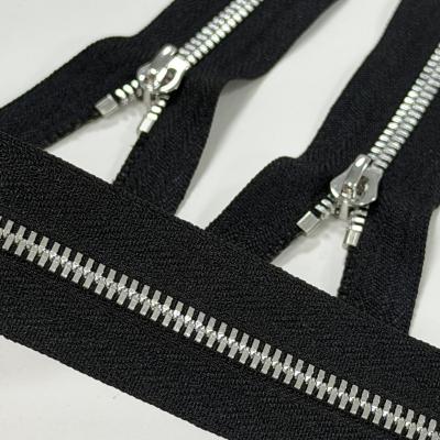 China Small Size Bright Nickel Brass Zipper #3 Double Pointed Teeth Zipper for sale