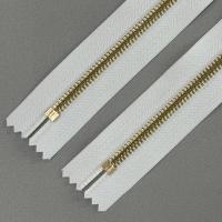 China Luxurious #5 Double Pointed Teeth Metal Zipper Cold Heat Resistant Bright Nickel 80cm for sale