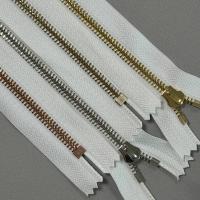 China Double Point Teeth Metal Zipper No.5 Stable Performance Exquisite Craftsmanship for sale