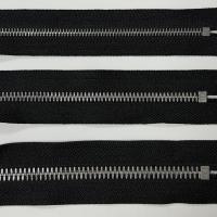 China Euro Teeth Brass Zipper #5 Sealed Oil Seal Process Tear Resistant Fabric Strap 50kg Tensile Strength for sale
