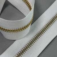 China #5 Euro Teeth Metal Zipper Customizable Colors 100% Brass High Speed Milling for sale