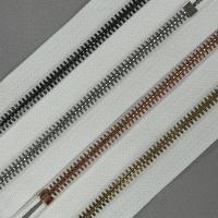 China Low Defect Rate #5 Corn Teeth Metal Zipper After Sales Support Reliable Performance for sale