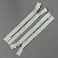 China Flat And Straight #5 Corn Teeth Metal Zipper Smooth And Silent Operation for sale