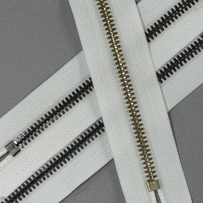 China Rust Resistant Brass Zipper #5 Corn Teeth Metal Zipper Premium Selection for sale