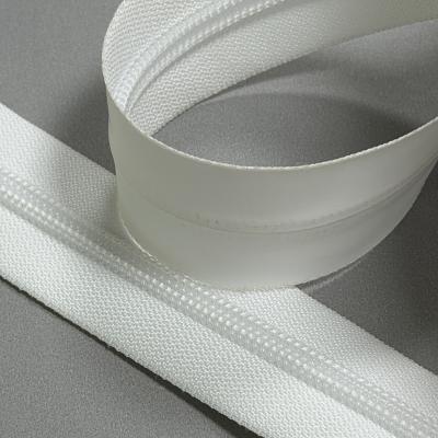 China TPU #5 Waterproof Zipper Full Coverage with Adhesive Film 2000 Cycle Tested for sale