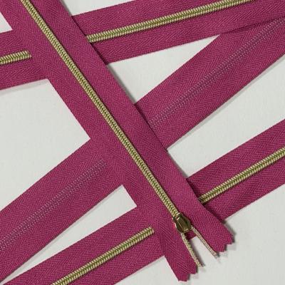 China Flexibility Resilience #3 Vacuum Plated Nylon Zip Does Not Oxidize / Turn Black for sale