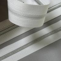 China Fine Texture #3 Nylon Zipper Vacuum Plated Corrosion Resistant 60cm for sale
