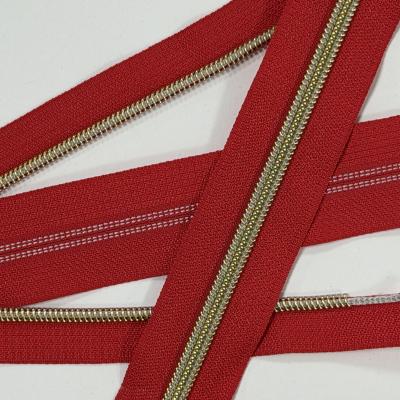 China Custom Made #5 Vacuum Plated Nylon Zipper Eco Friendly Fade Resistant 1000mm for sale