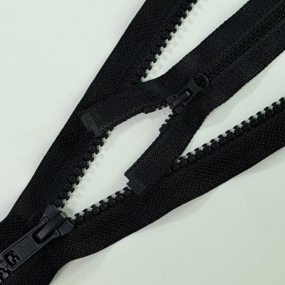 China Black Plastic Zipper #3 High Frequency Use Heavy Duty Injection Molded Teeth 100cm for sale