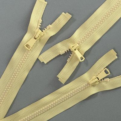 China Yellow Durable Open End Plastic Zipper #5 Wide Range Of Thread Profiles for sale