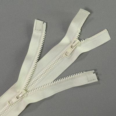 China No.5 Plastic Zippers Corrosion Resistant Double Pull Zipper for sale