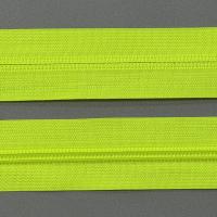 China Soft Texture Nylon Zipper #5 Excellent Flexibility Stable In Use for sale