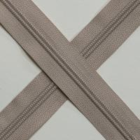 China Nylon #5 Zipper Low Pulling Resistance Lightweight Thin for Apparel Bags for sale