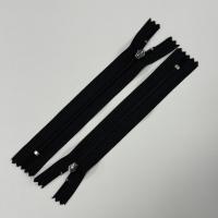 China High Toughness #3 Nylon Zipper Lightweight Comfortable User Experience for sale