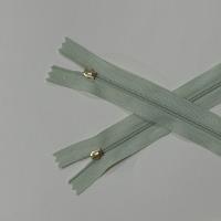 China Stable #3 Nylon Zipper Resistant To Breakage From Repeated Bending for sale