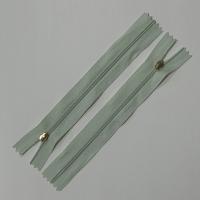 China Stable #3 Nylon Zipper Resistant To Breakage From Repeated Bending for sale