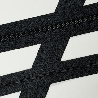 China Eco Friendly #5 Nylon Zipper with Cotton Yarn Tape 100cm Length for sale