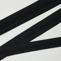 China Low Noise #5 Nylon Zipper Soft Texture Smooth Opening And Closing for sale
