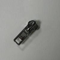 China Auto Lock Metal Zipper Slider #3 Anti Slip Self Locking for Bags Workwear for sale