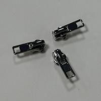 China Durable #3 Auto Lock Zipper Head Replacement Metal Slider Standard Pull Tab for sale