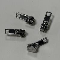 China Durable #3 Auto Lock Zipper Head Replacement Metal Slider Standard Pull Tab for sale