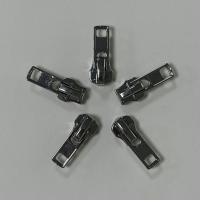 China #8 Metal Auto Lock Zipper Slider Standard Pull Tab Weather Corrosion Resistant for sale
