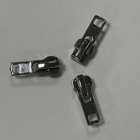 China Unified Texture Auto Lock Metal Zipper Slider #8 Standard Pull Tab for sale