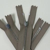 China High Quality #3 Euro Teeth  Metal Zipper Water-Wash Resistant, Salt-Spray Resistant for sale