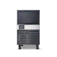 China SK-80P Small Integrated Cube Ice Machine Small Convenient And Space-Saving 300W for sale