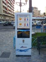 China 55 Inch Outdoor LCD Advertising Display 5000 Nits Brightness IP56 Rated for 24/7 Sunlight Readable Operation for sale