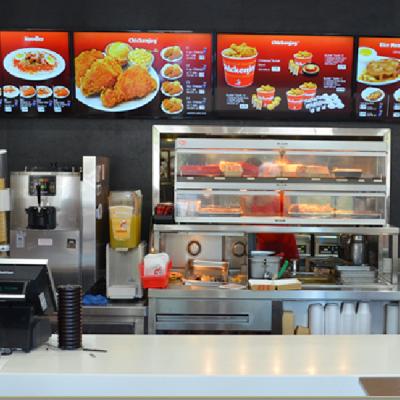 China 32 Inch Digital Menu Board with 700 Nits Brightness and 7.9mm Slim Bezel - 1920x1080 FHD Display for sale