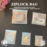 China Portable Reusable Ziplock Pouches For Outdoor Snacks Daily Essentials Small Parts for sale