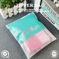 China Cold Resistant Slider Zipper Bag Lightweight For Winter Sport Fittings for sale