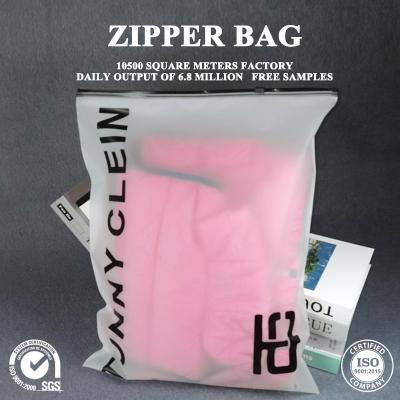 China Cold Resistant Slider Zipper Bag Lightweight For Winter Sport Fittings for sale