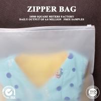 China Cold Resistant Slider Zipper Bag Lightweight For Winter Sport Fittings for sale